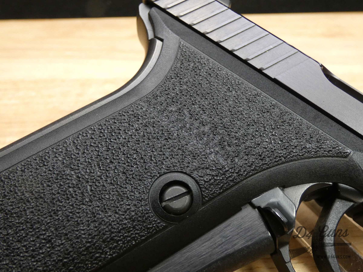 Heckler & Koch P7 M13 - 9mm - Mfg. 1993 - P7M13 - W-Germany - HK - H&K ...