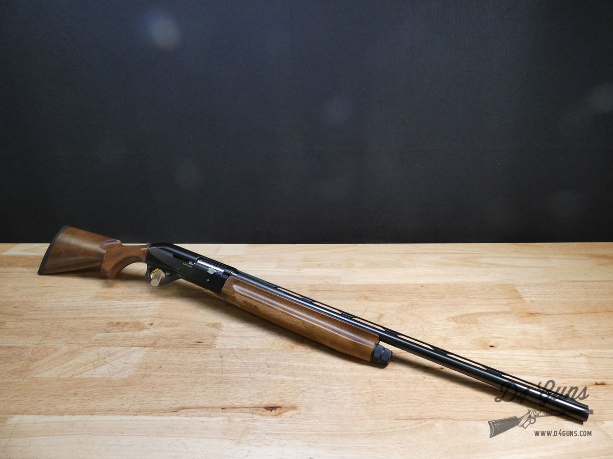 Benelli Montefeltro Compact - 20 Gauge - 3"- w/ OG Box & 5 Chokes ...