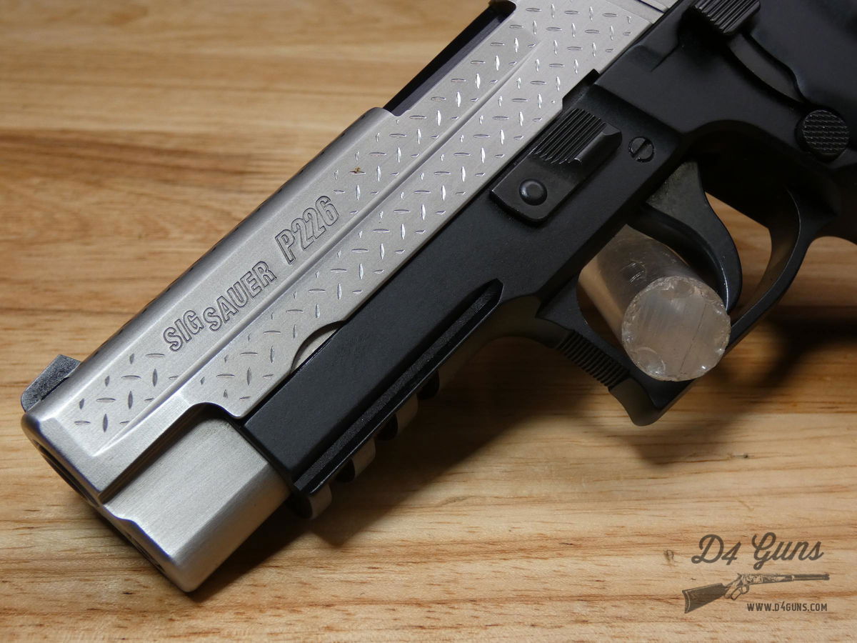 Sig Sauer P226 Stainless Limited Edition Diamond Plate - 9mm - XLNT 226 ...