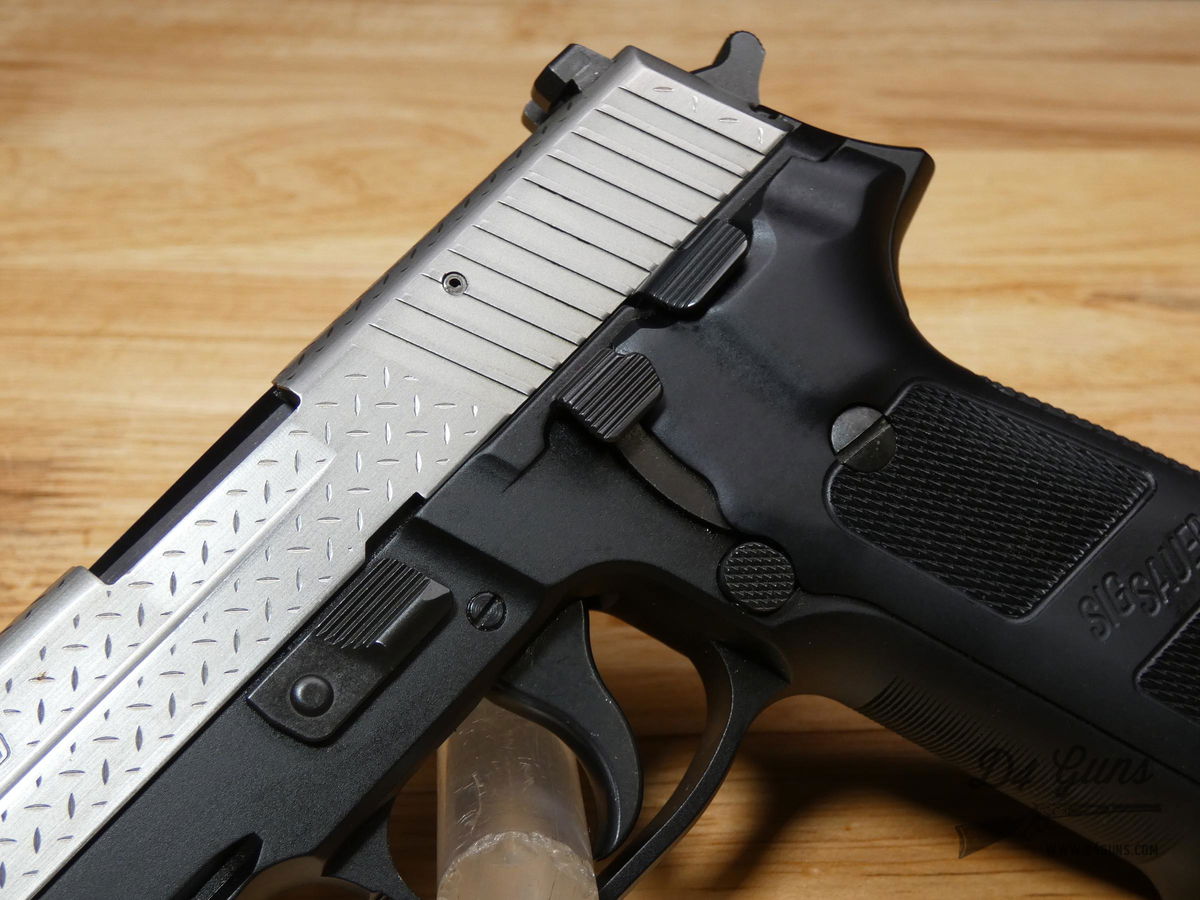 Sig Sauer P226 Stainless Limited Edition Diamond Plate - 9mm - XLNT 226 ...