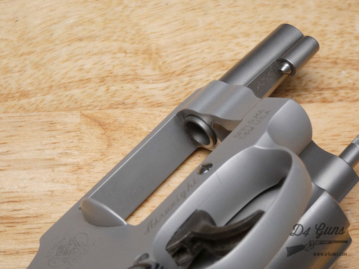 Smith & Wesson 642-2 Airweight - .38 SPL +P - W/ Speedloaders - S&W 642 ...