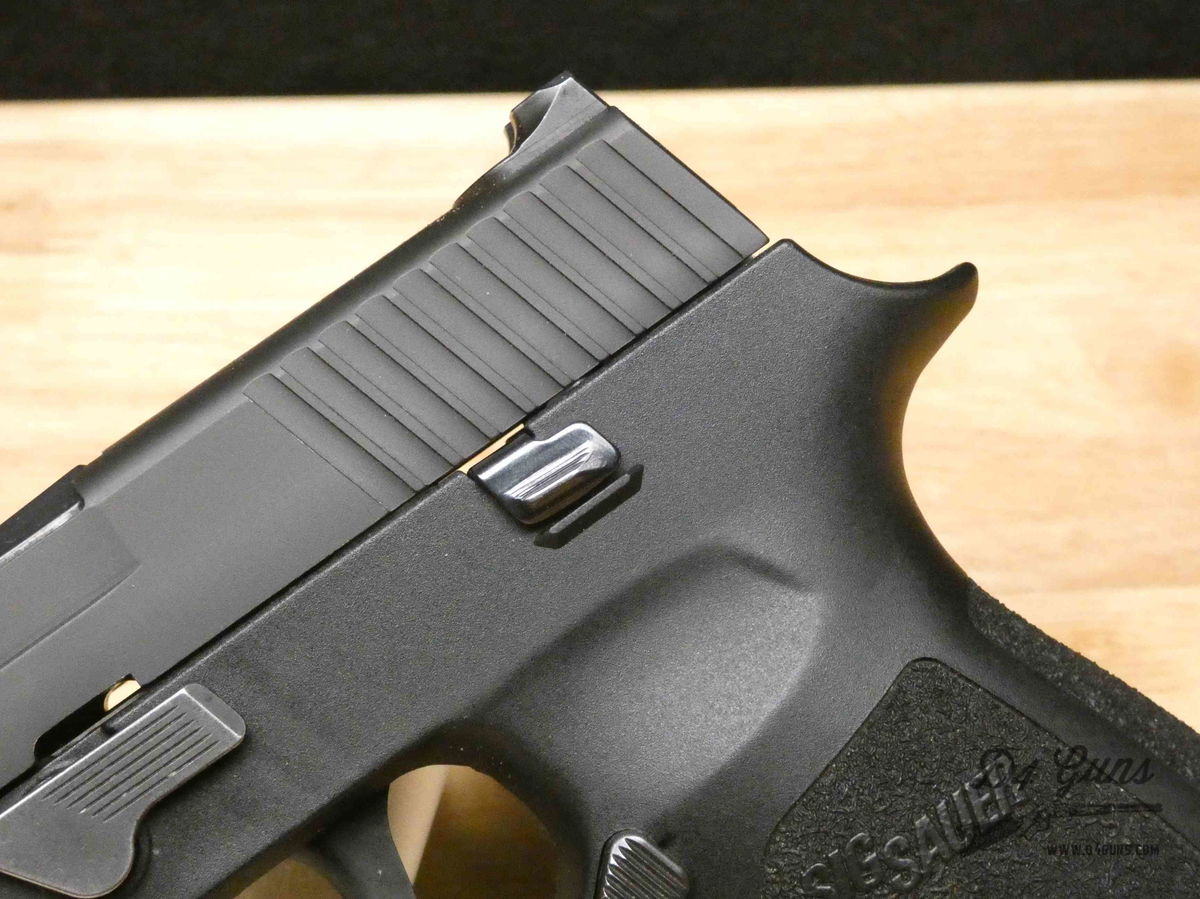 Sig Sauer P250 Compact - .45 ACP - DAO - P250C - CCW - Nitron - Like ...