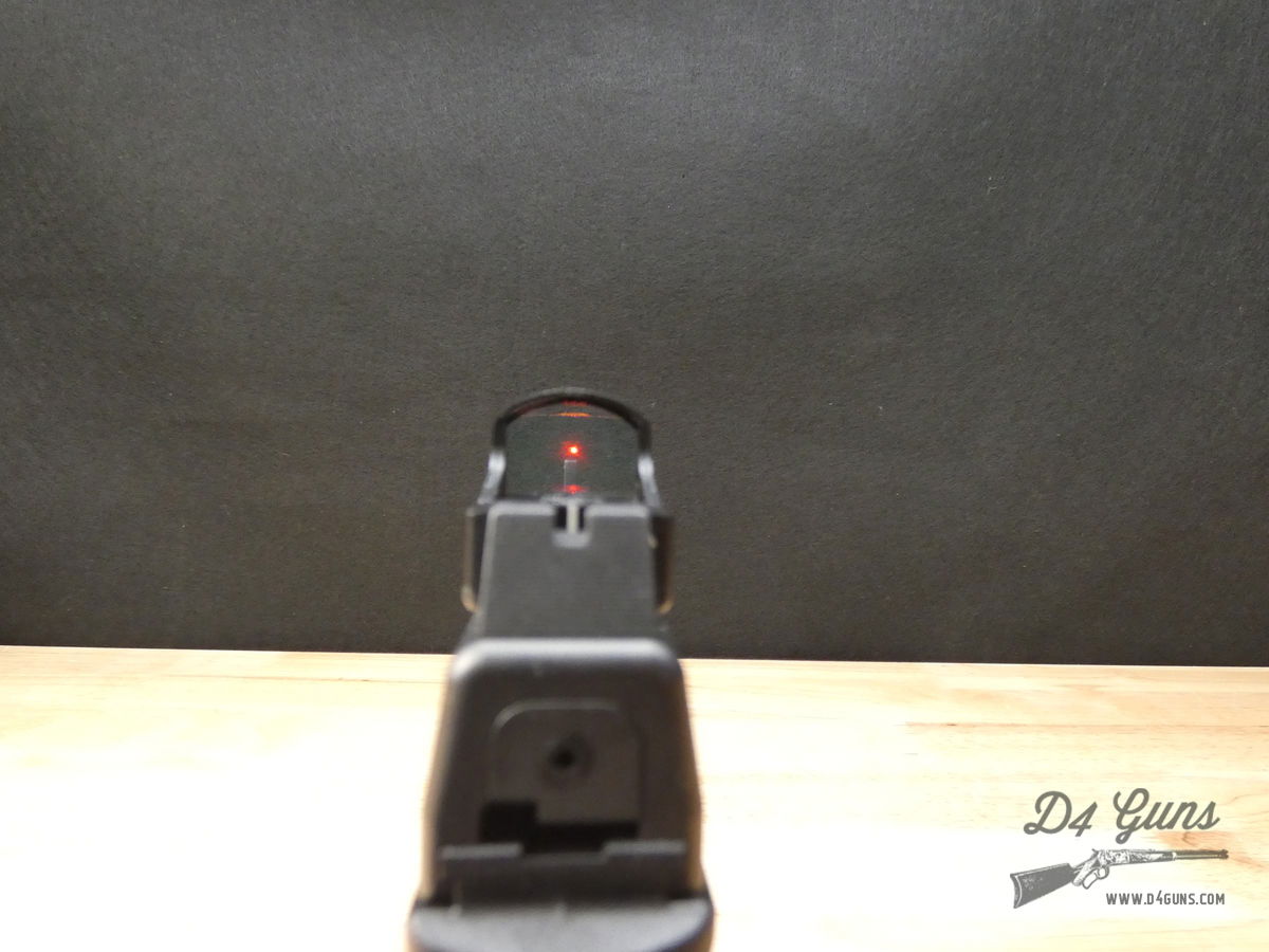 Springfield XDM-10 - 10mm - w/Mags & Red Dot! - Hard Hitting Bear Gun ...