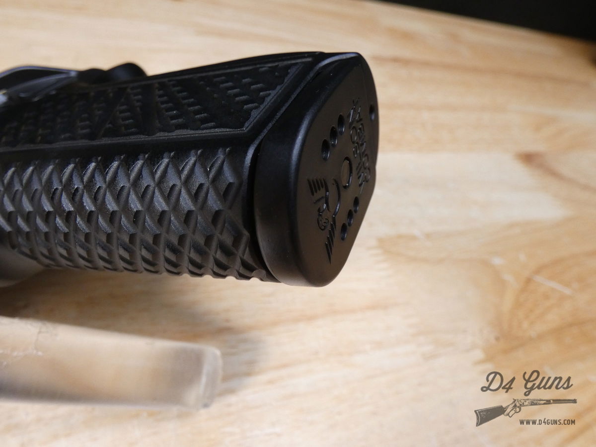 WILSON COMBAT SFX9 - 9MM - 6 Mags! - 2 Holsters! Trijicon RM06 Red Dot ...