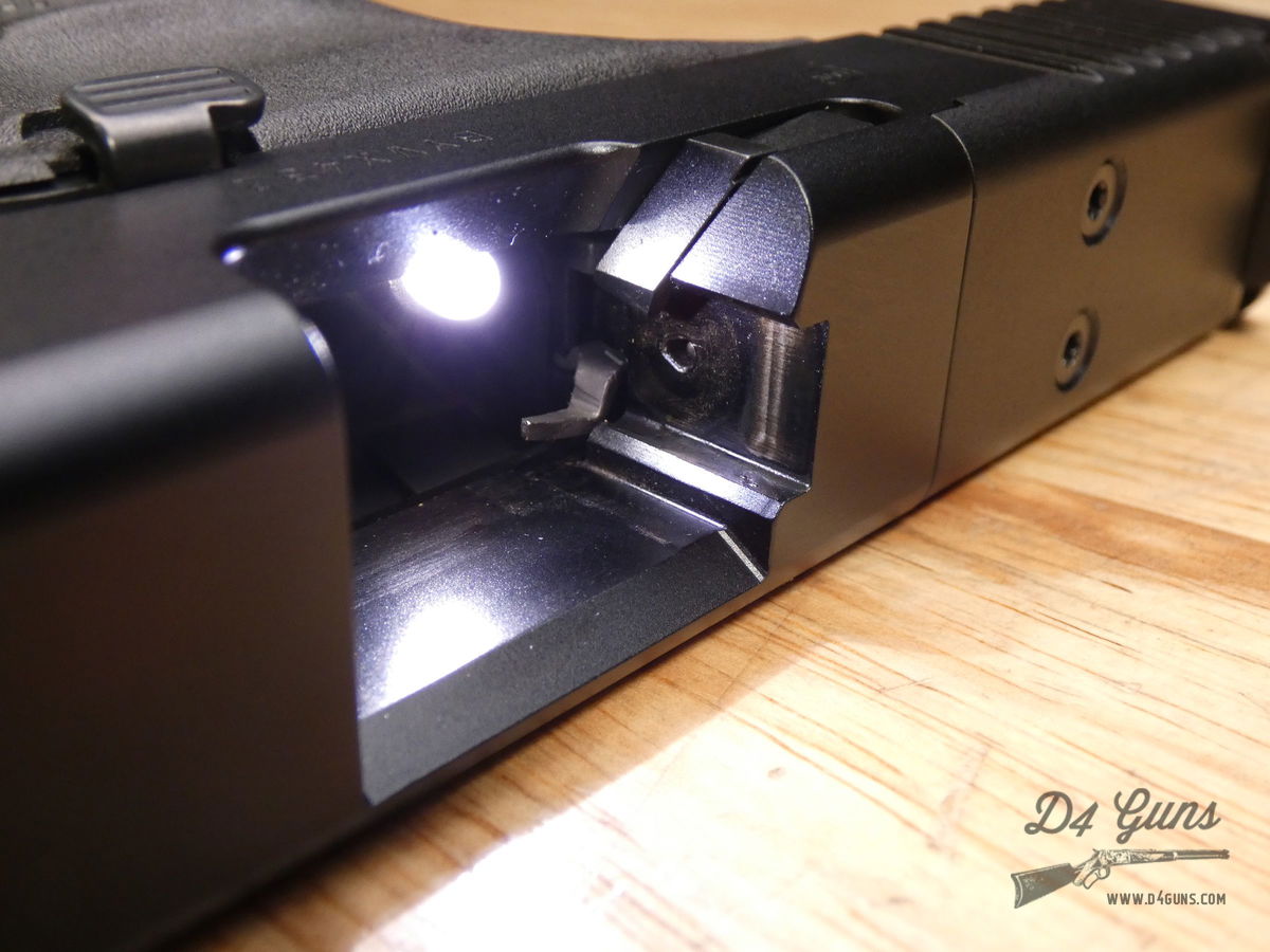 Glock 20 Gen5 MOS - 10mm - G20 - Optics Ready - OG Case & Streamlight ...