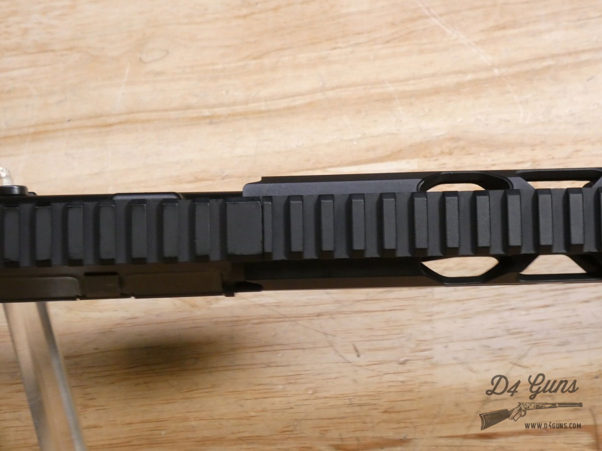 Radical Firearms RF-15 - 5.56 NATO - AR 15 - AR15 - w/ Mag & Flip-Up ...