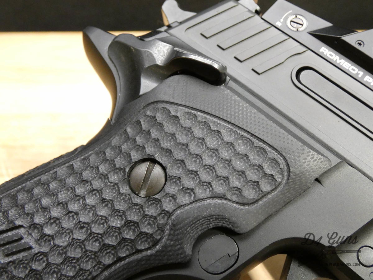 Sig Sauer P226 ZEV - 9mm - 226R - SAO - w/OG Case & Romeo 1 Pro - Comp ...