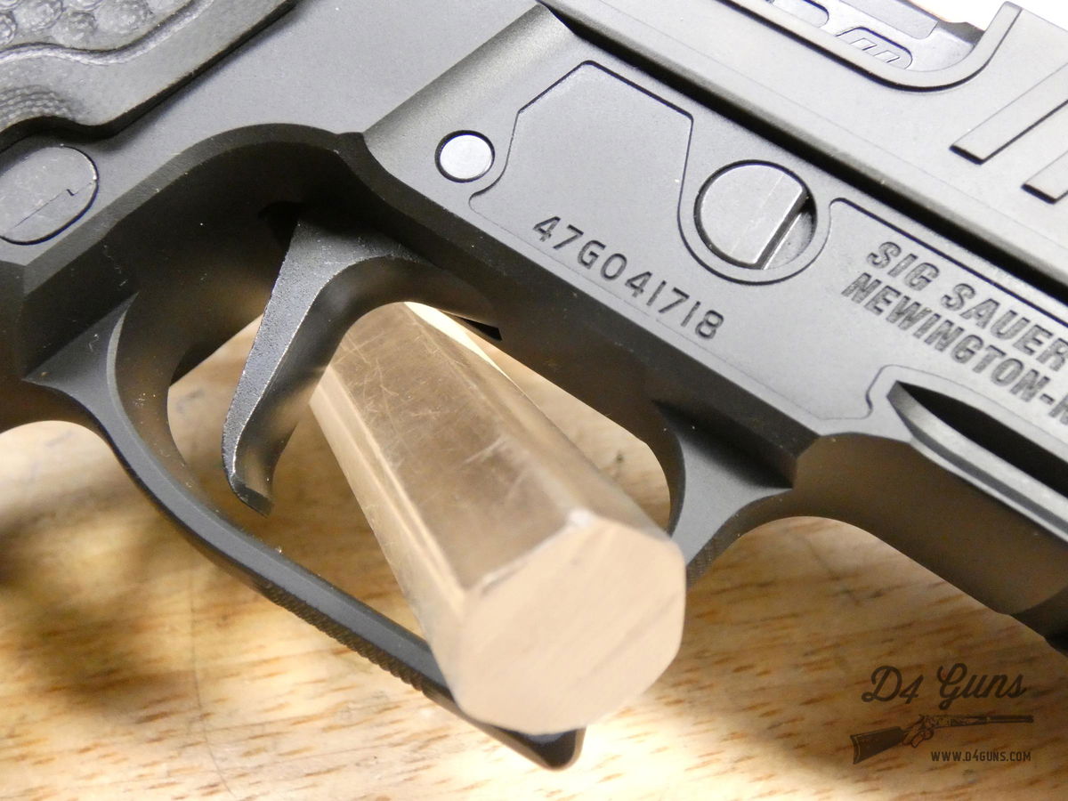 Sig Sauer P226 ZEV - 9mm - 226R - SAO - w/OG Case & Romeo 1 Pro - Comp ...