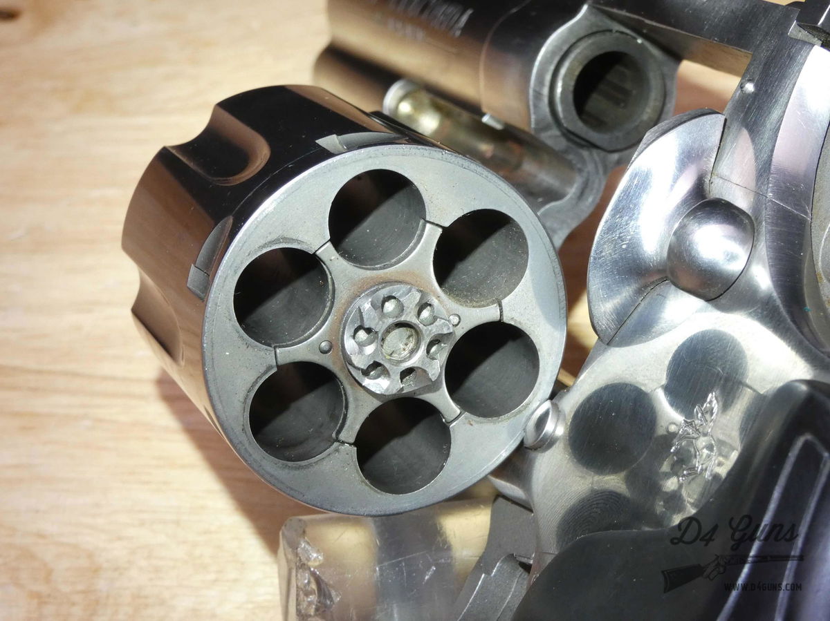 Colt Anaconda - .44 Mag - Mfg. 1993 - Stainless - 4in BBL Snake Gun ...