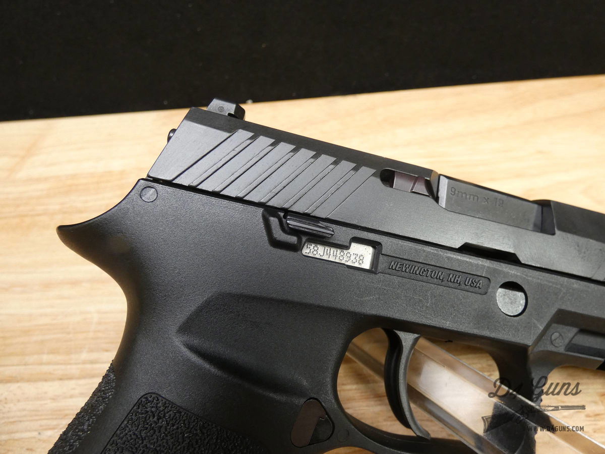 Sig Sauer P320C - 9mm - w/ Manual & Mag - P320 Compact - Concealed ...