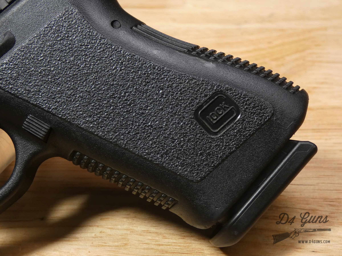 Glock 19 Gen 2 - 9mm - Austrian Made - G19 - w/ 3 Mags - Gen2 - Look ...