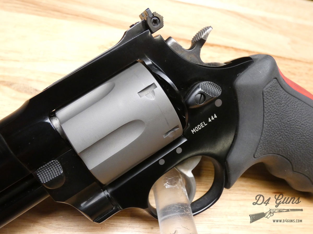 Taurus 444 Ultra-Lite Titanium - 44 mag Revolver - 6 shot - UL Bear Gun ...
