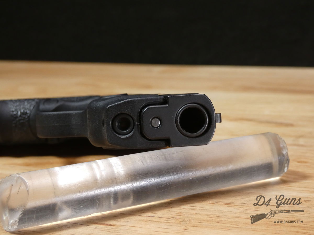 Smith & Wesson Bodyguard 380 - .380 ACP - S&W BG380 w/ Crimson Trace ...