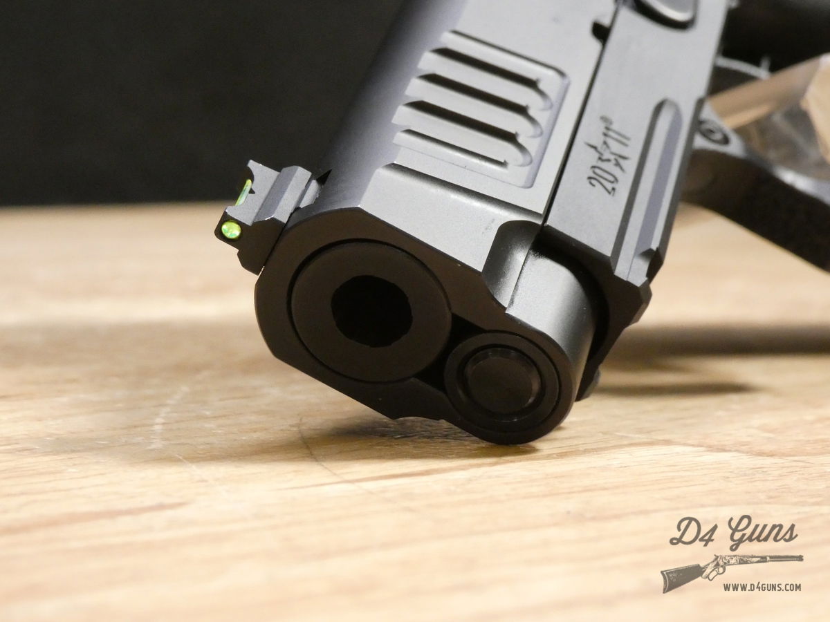 LIMITED EDITION Staccato C2 2011 - 9mm - Full Size - STI - w/ Trijicon ...