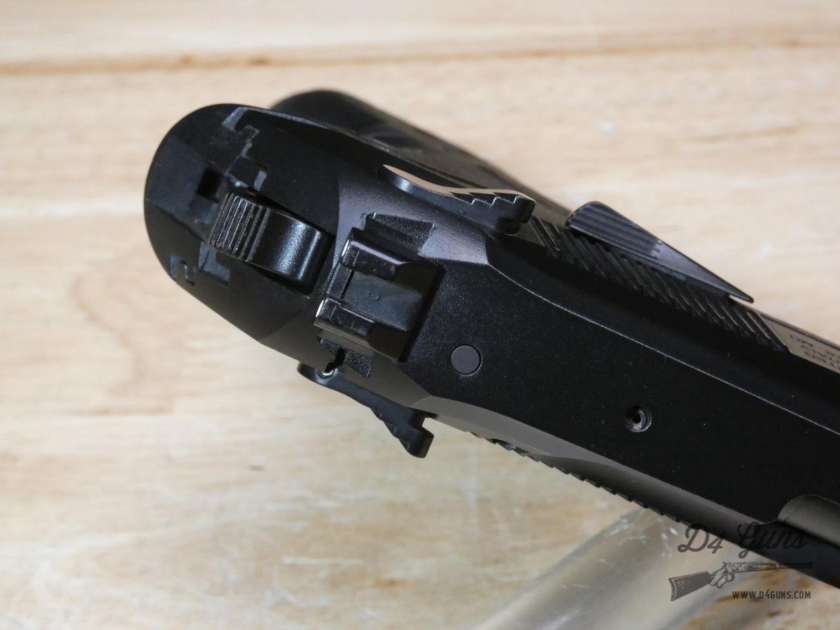 Beretta PX4 Storm - .40 S&W - Mfg. 2022 - CCW - XLNT w/ OG Case & MORE ...