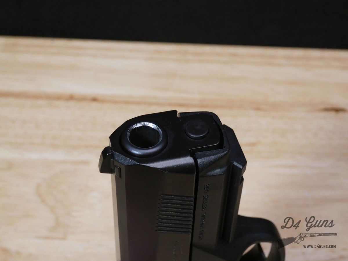 Beretta PX4 Storm - .40 S&W - Mfg. 2022 - CCW - XLNT w/ OG Case & MORE ...