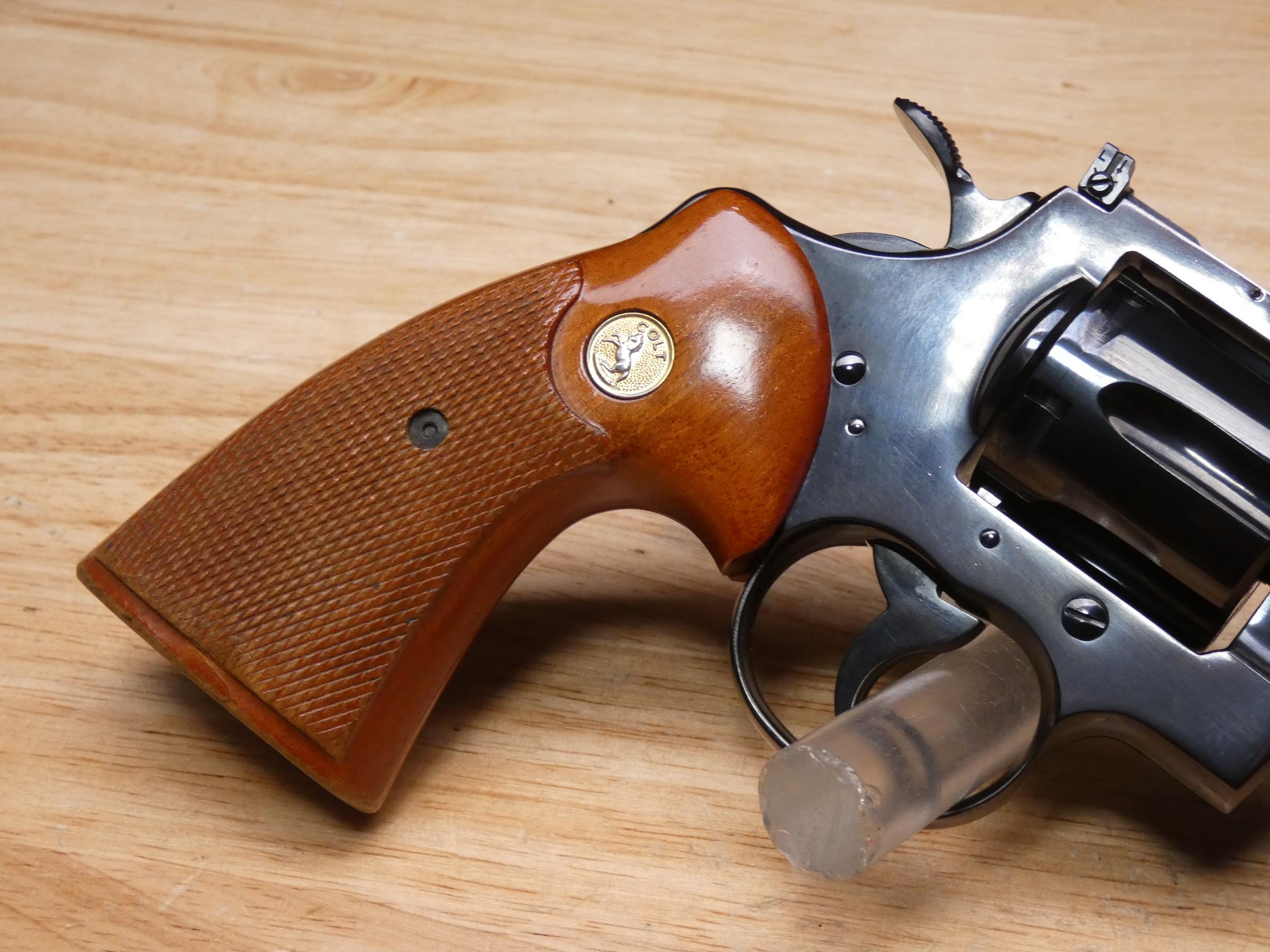 Colt Python - .357 Mag - MFG 1967 - 6IN - XLNT w/ Box & MORE - Snake ...