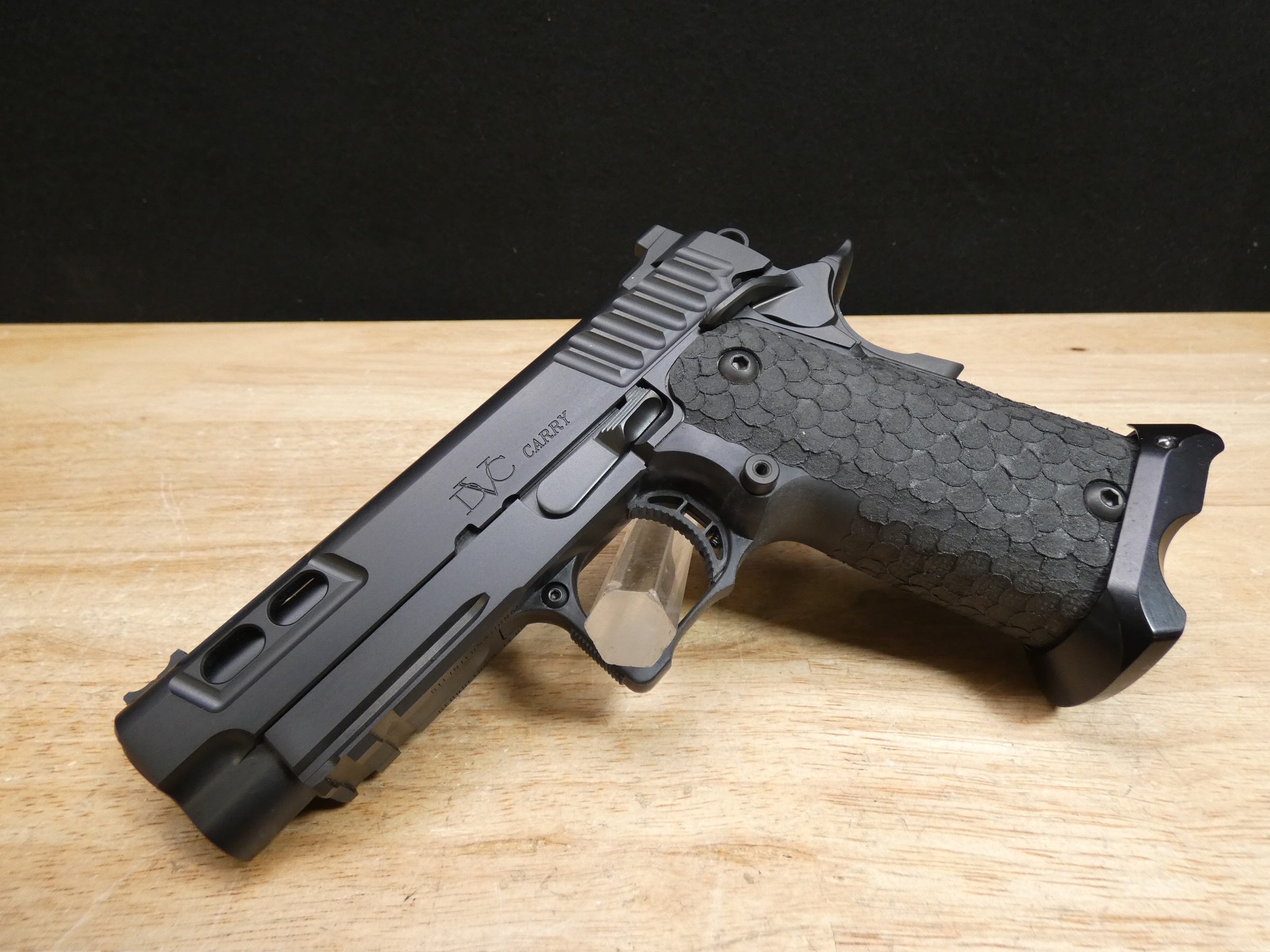 STI DVC Carry 2011 - .45 ACP - OG Case & 4 Mags - 2018 - 1911 ...