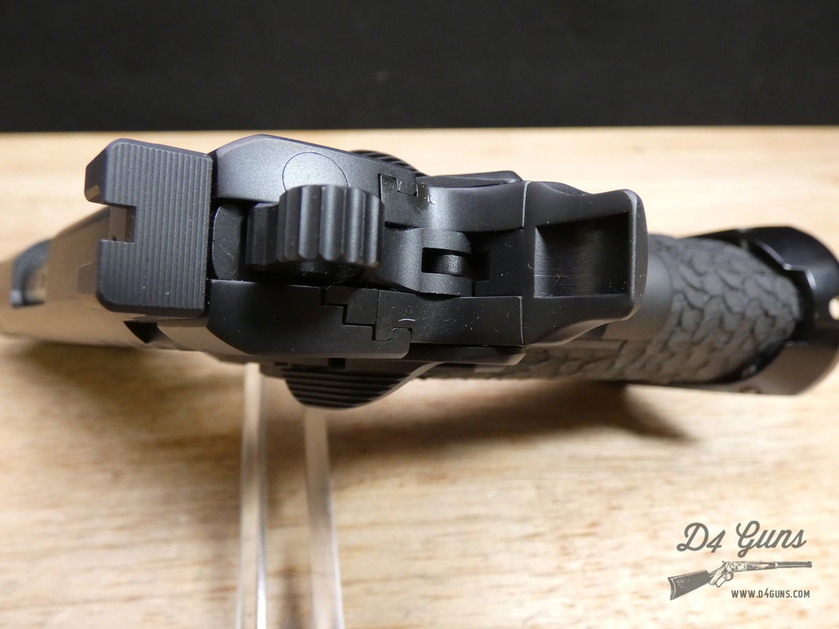 STI DVC Carry 2011 - .45 ACP - OG Case & 4 Mags - 2018 - 1911 ...