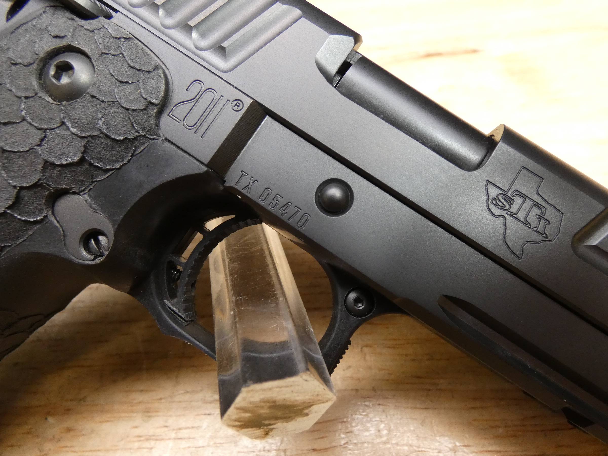 STI DVC Carry 2011 - .45 ACP - OG Case & 4 Mags - 2018 - 1911 ...
