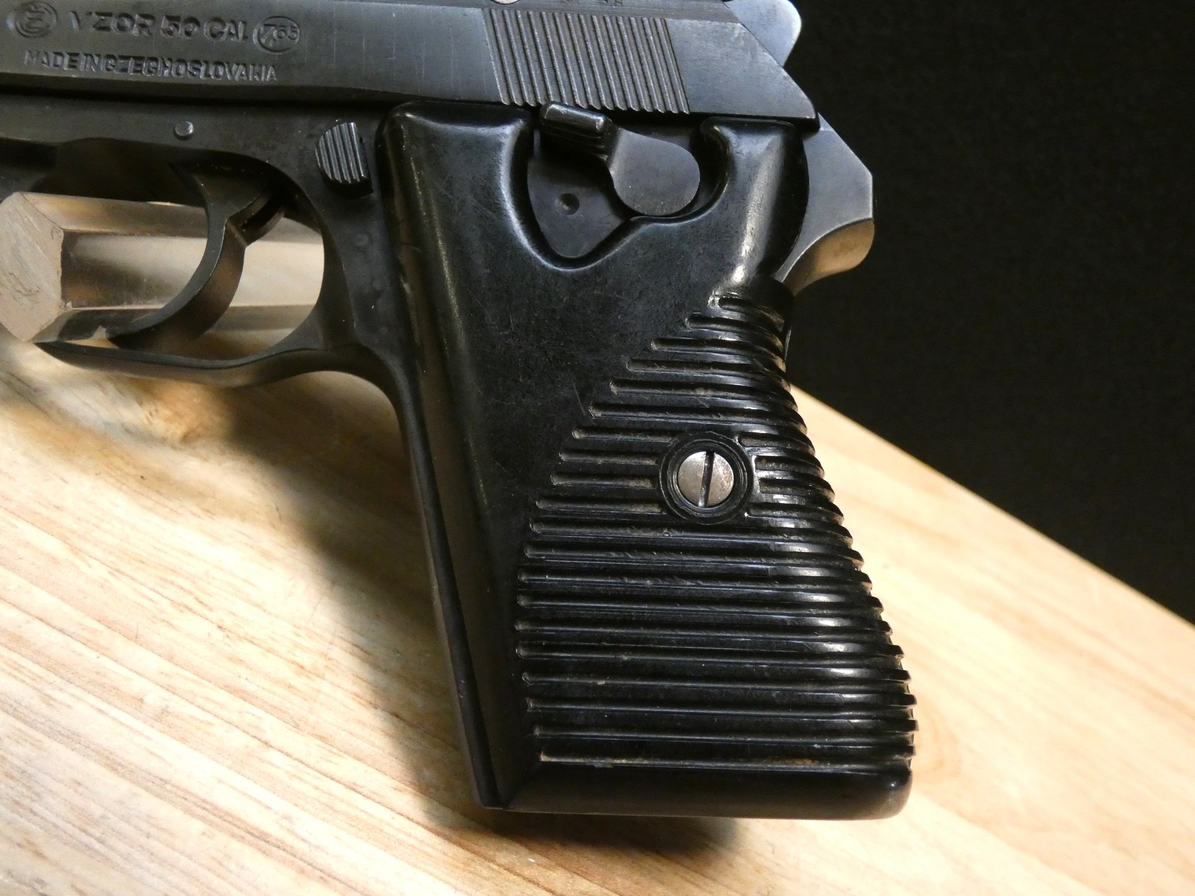 CZ VZOR 50 - .32 ACP - Vz. 50 - CZ50 - w/ Mag - Cold War - Czech Pistol ...