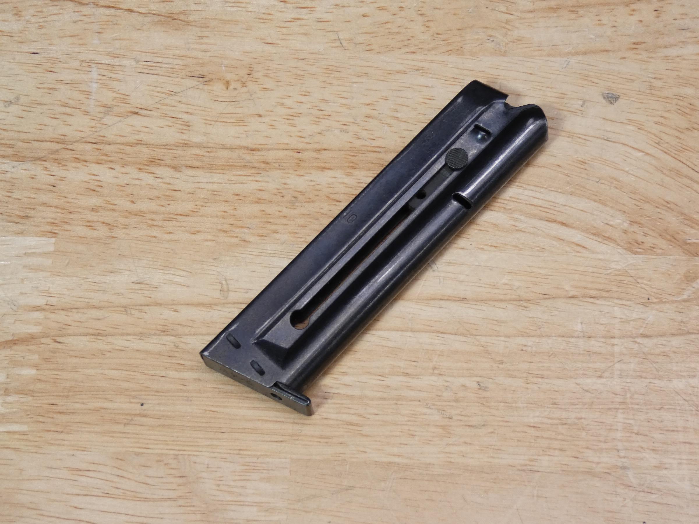 Smith & Wesson Model 41 - .22 LR - S&W Target 22 - C - Semi Auto ...