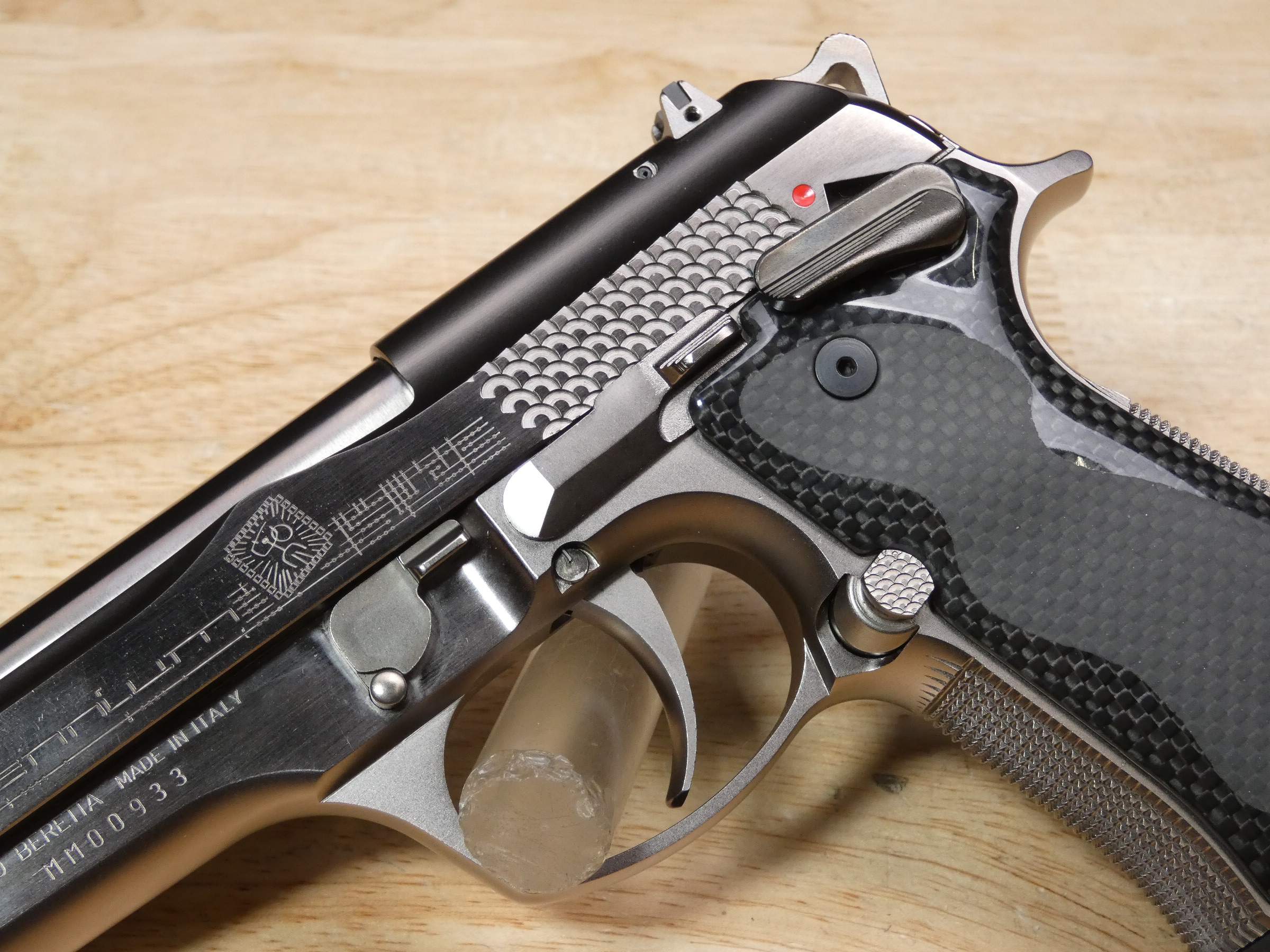 LNIB Beretta 92FS Billennium - 9mm - MFG 2002 - Nickel 92 FS - C - Semi ...
